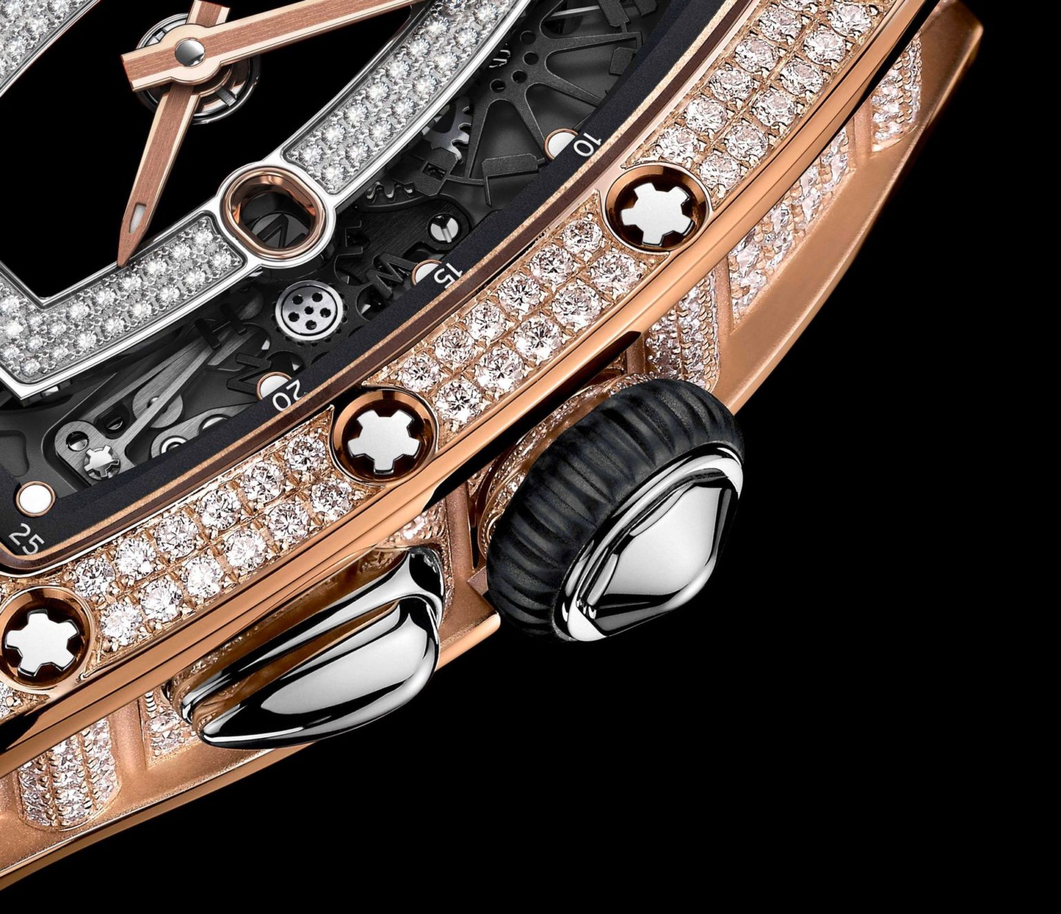 Amanda Mille dévoile l'univers horloger féminin Richard Mille - Revel